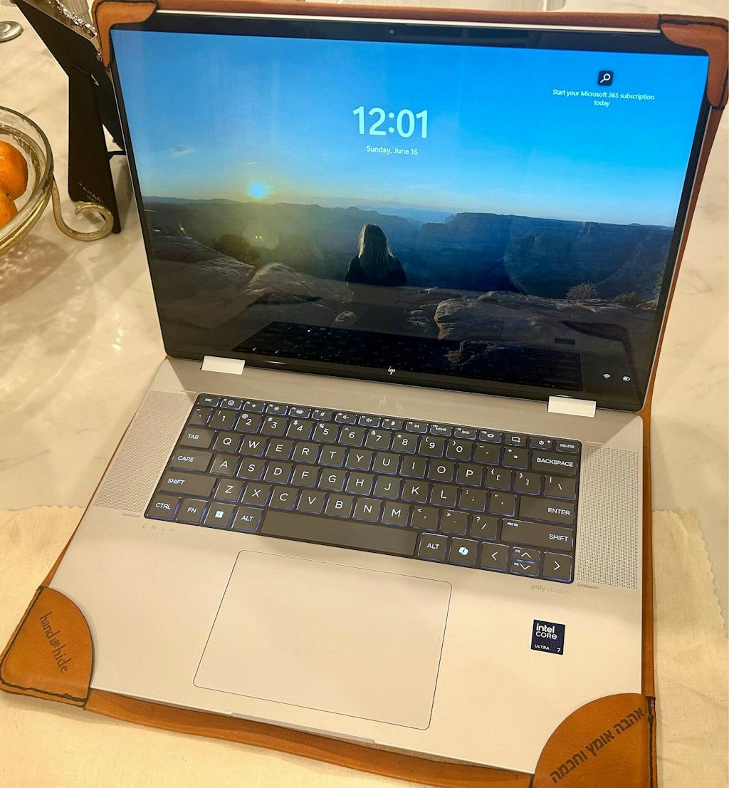 Leather Windows Laptop Cover - Hand and Hide LLC