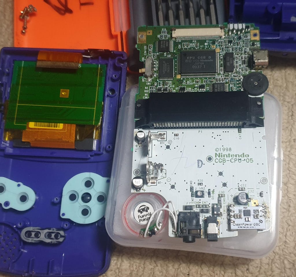 Game Boy Color CleanPower Regulator | RetroSix
