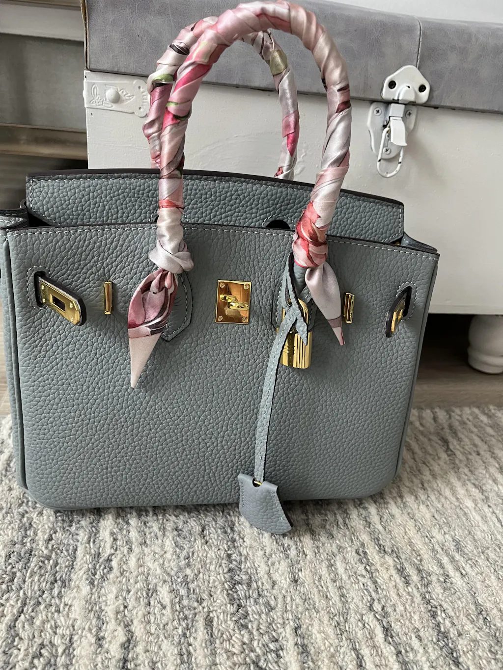 Erin Leather Padlock Handbag - Gold Hardware 25 cm – HandbagCrave UK