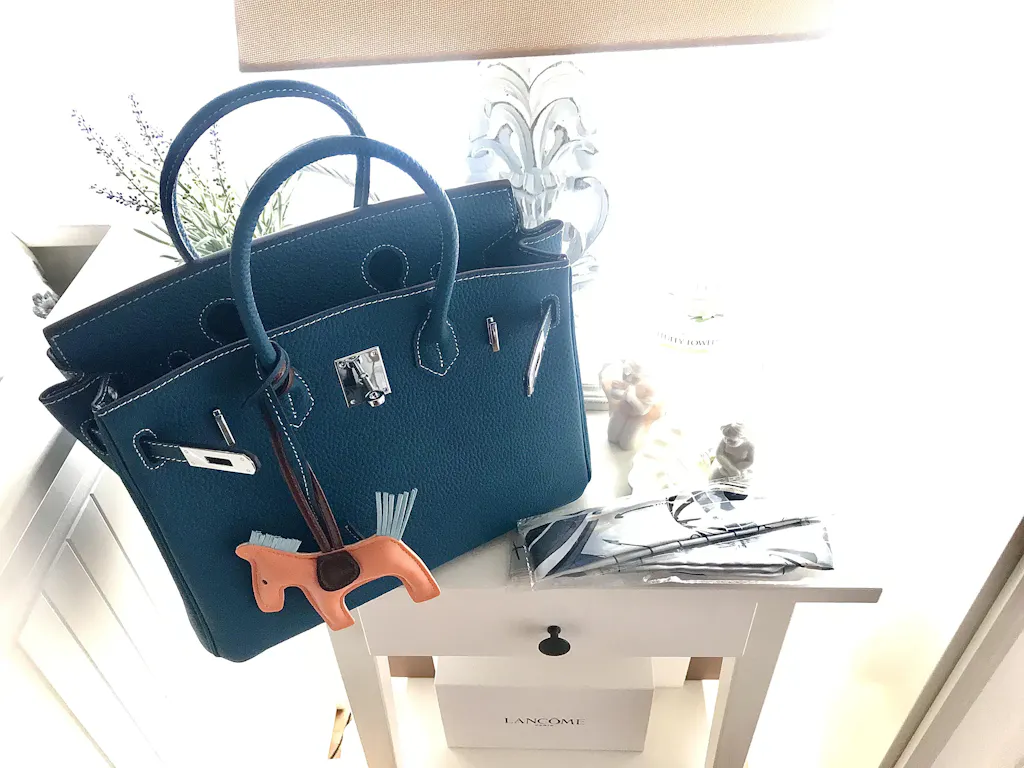 Erin Leather Padlock Handbag - Silver Hardware 30 cm – HandbagCrave UK