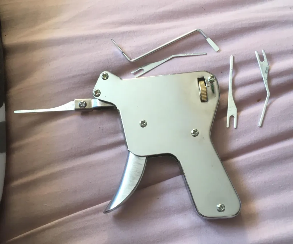 Stainless Steel Lock Pick Gun With 5 Needles and Tension Tools ...