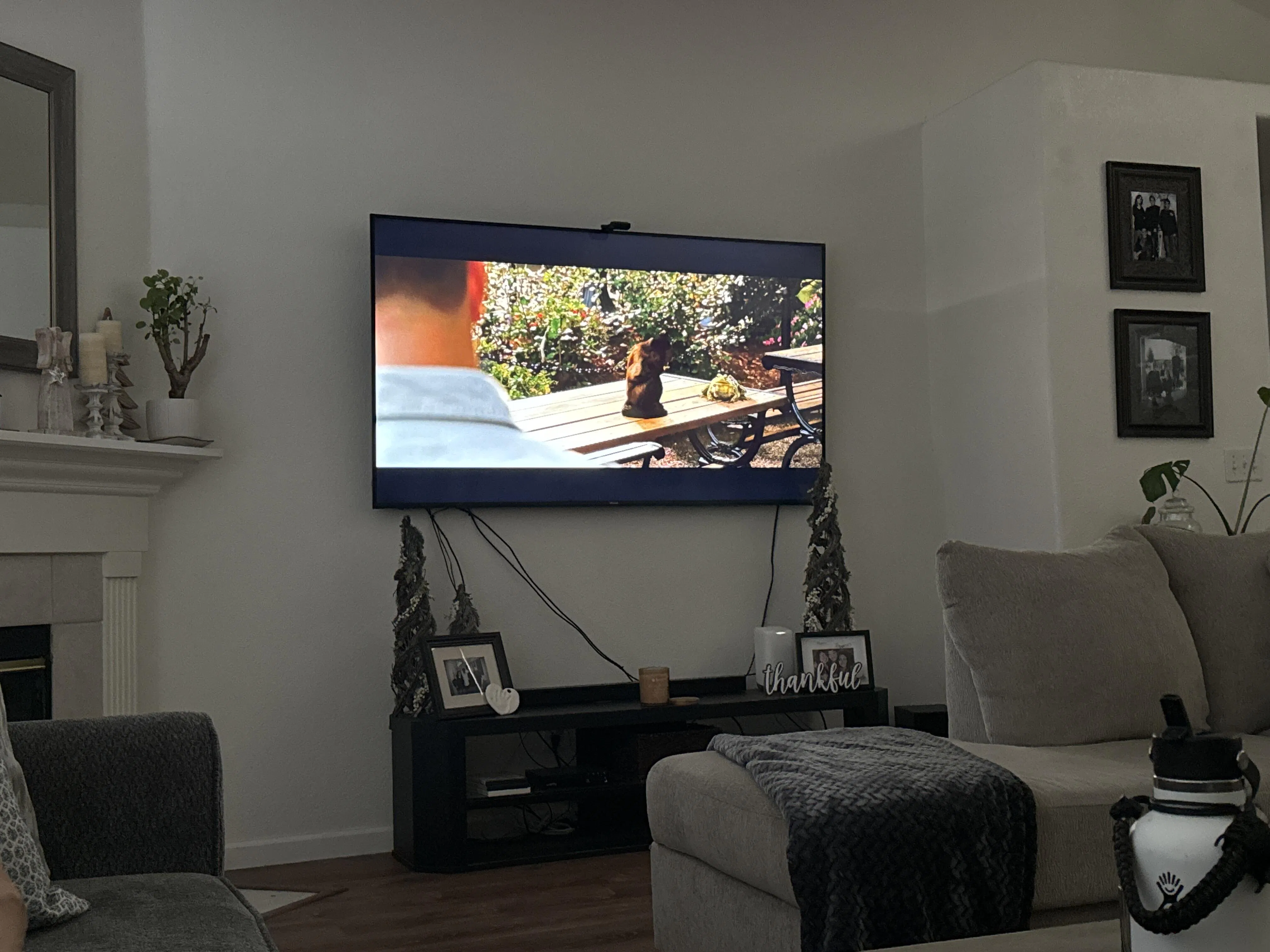 HangSmart TV Customer Reviews - No Stud DIY Mount Reviews – Hang Smart TV