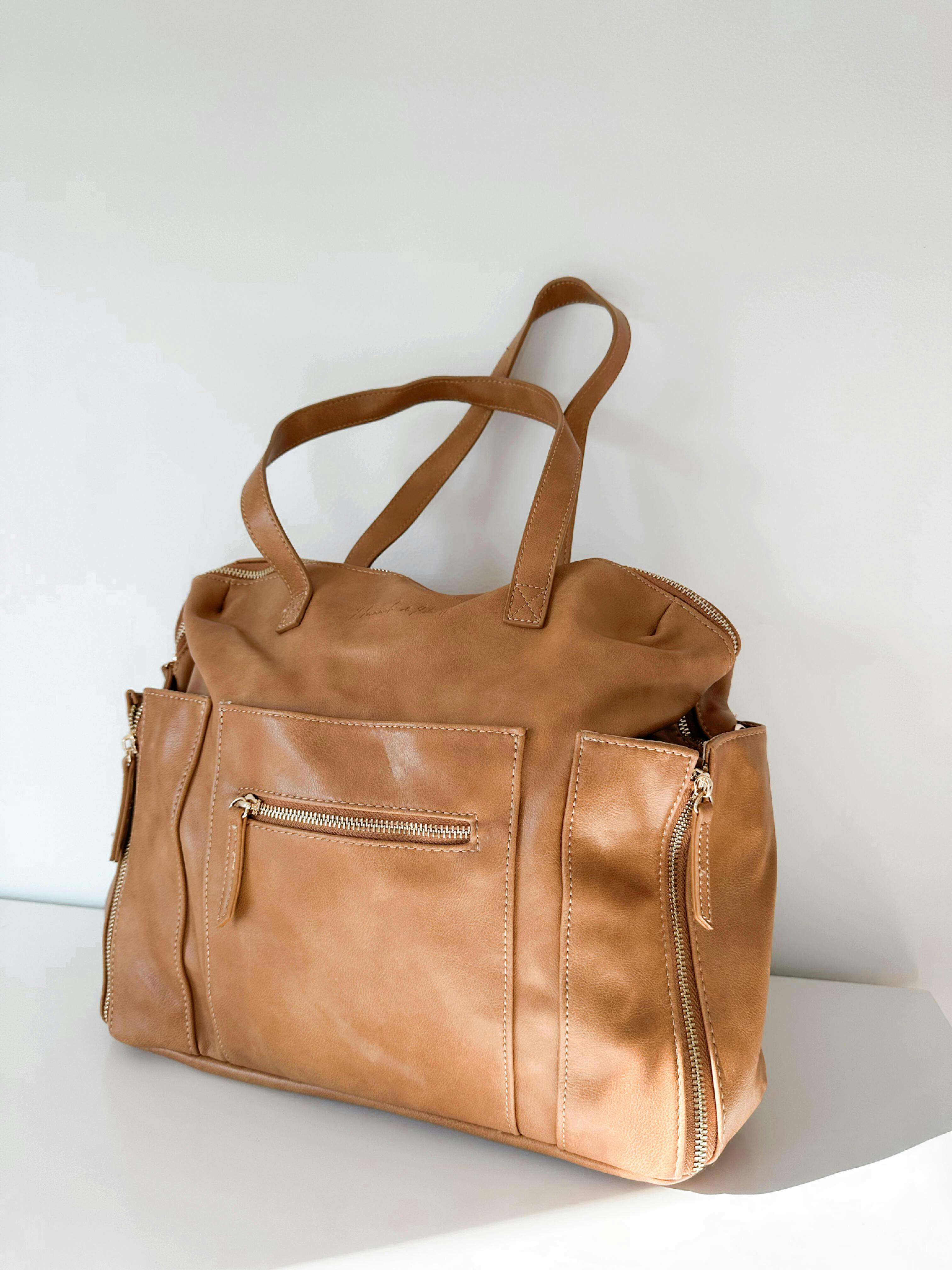 Chelsea Convertible | Hannah and Henry