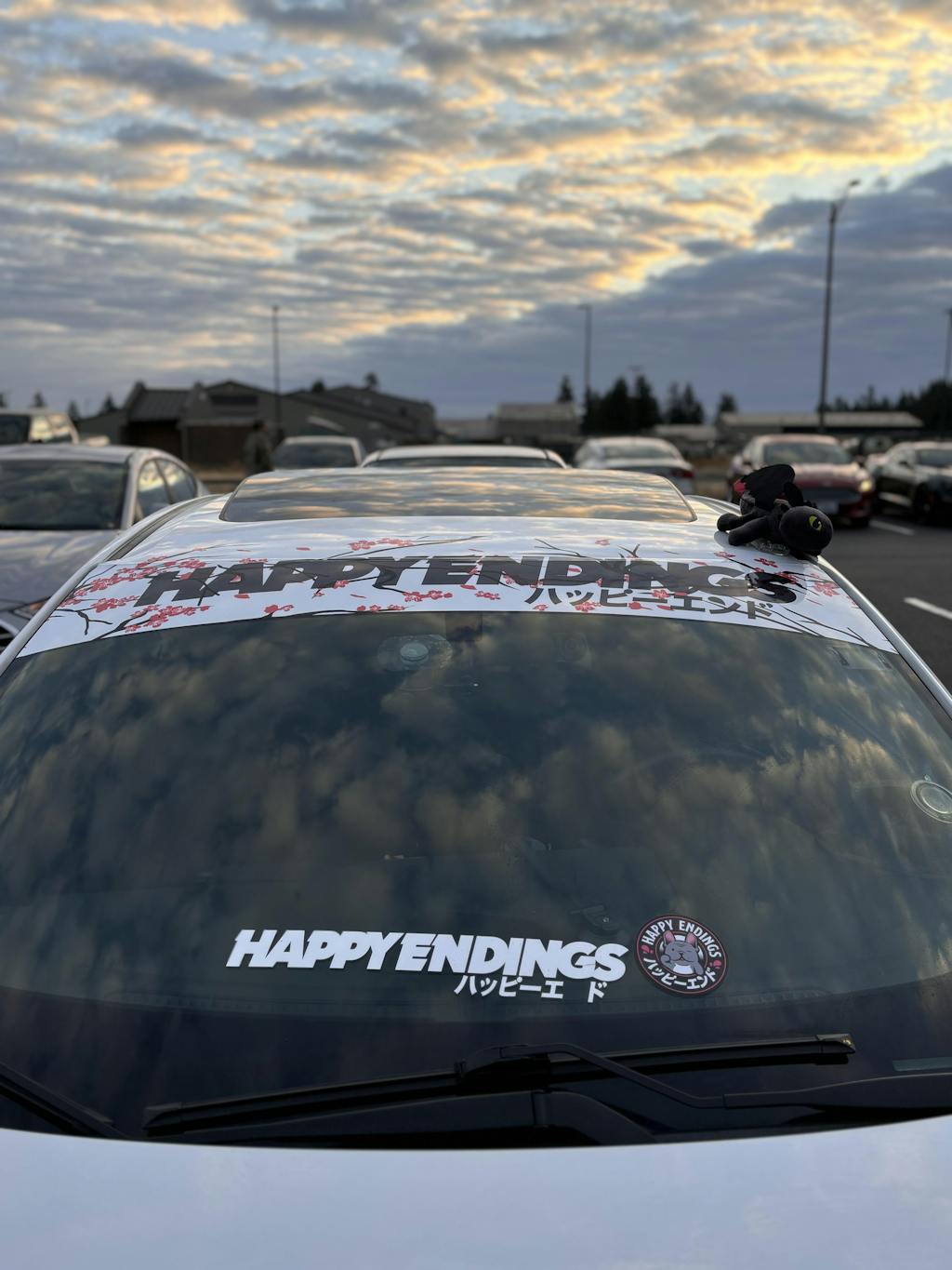 Windshield Banner - Happy in Japanese 40" – Happy Endings