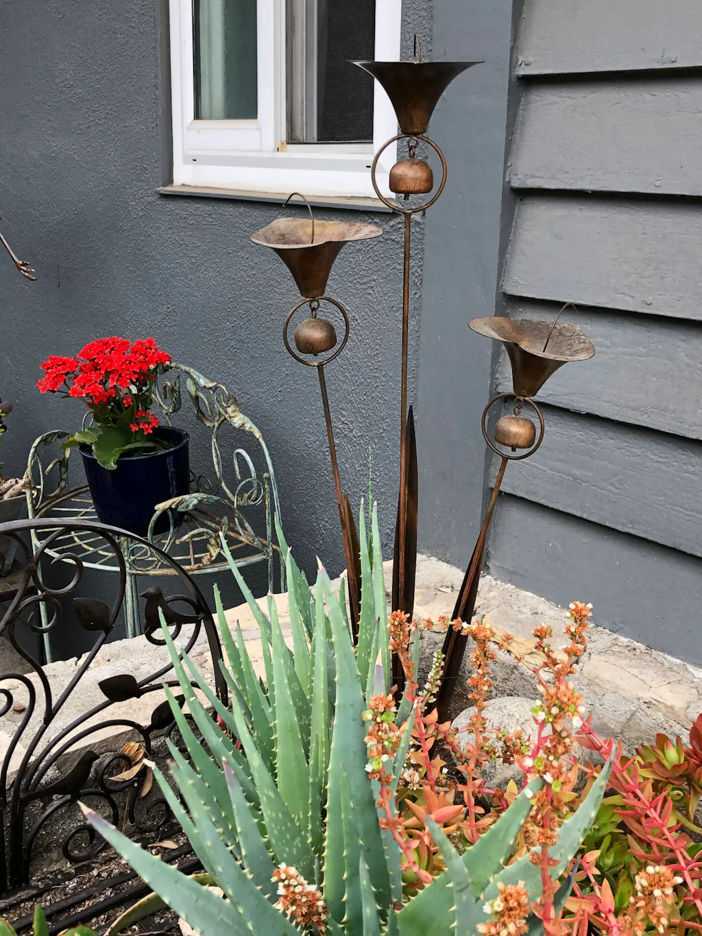 Triple Calla Lily Garden Decor Stake - New Item!