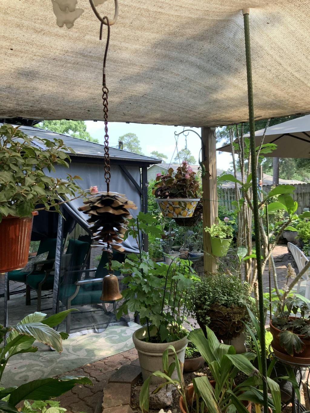 How to Refurbish Stone Garden Decor