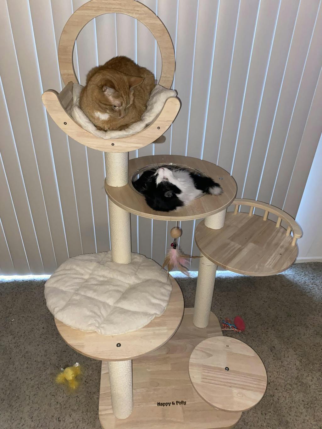 Building Block Cat Tree – Happy & Polly