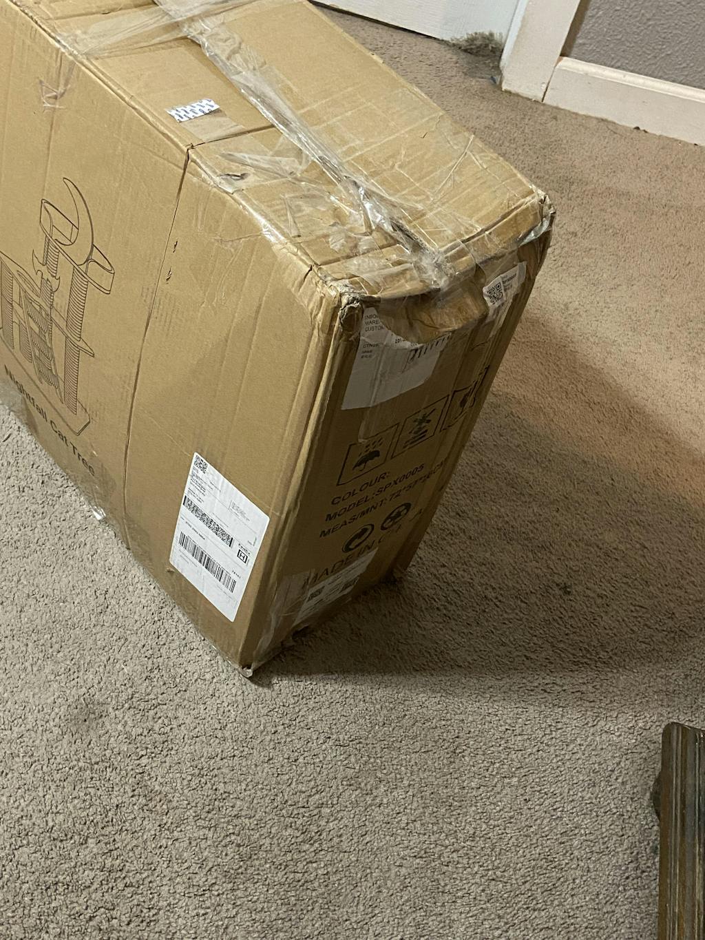 Gothic Style Cat Tree – Happy & Polly