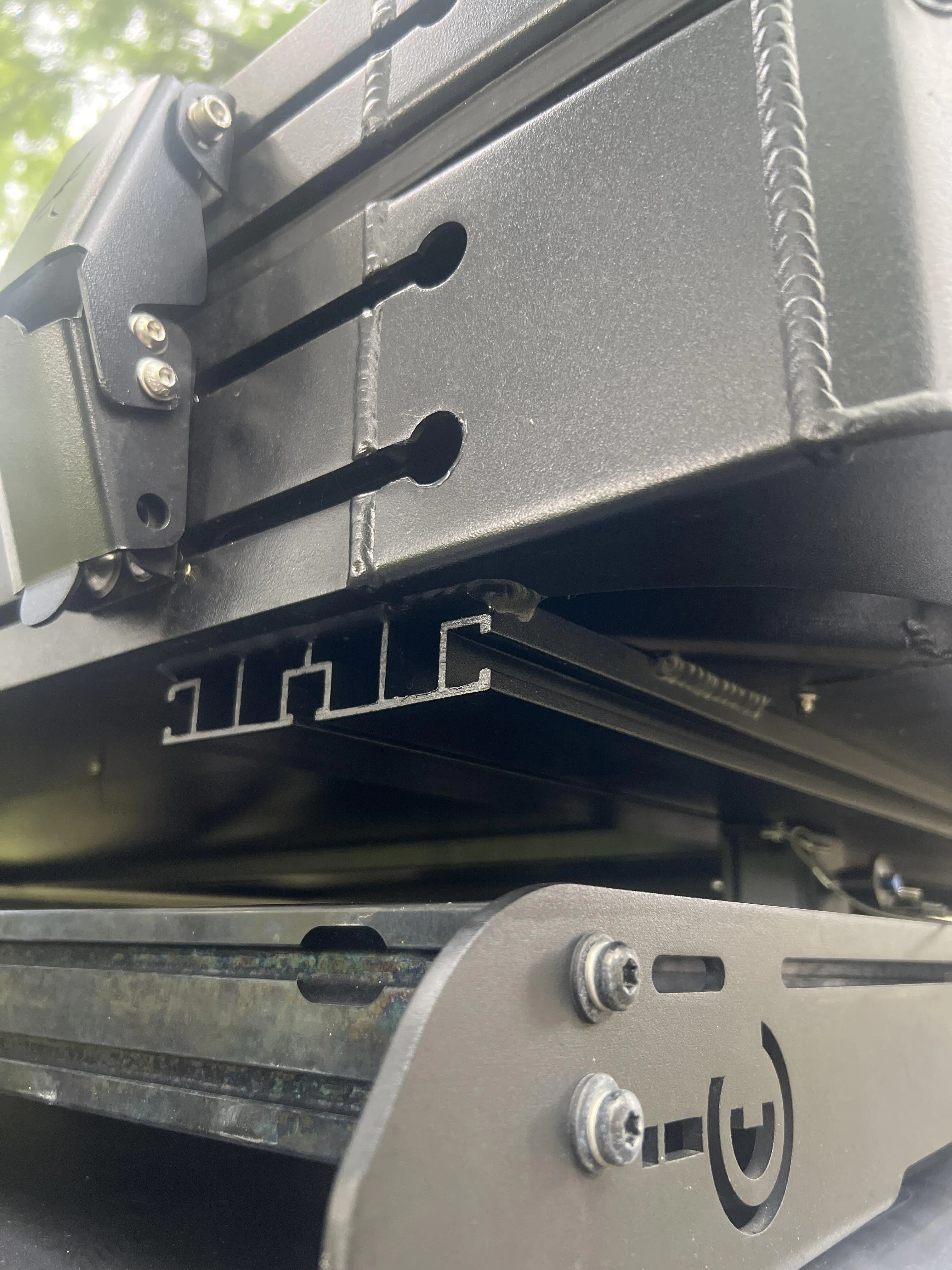 Quick Release Roof Top Tent Mount