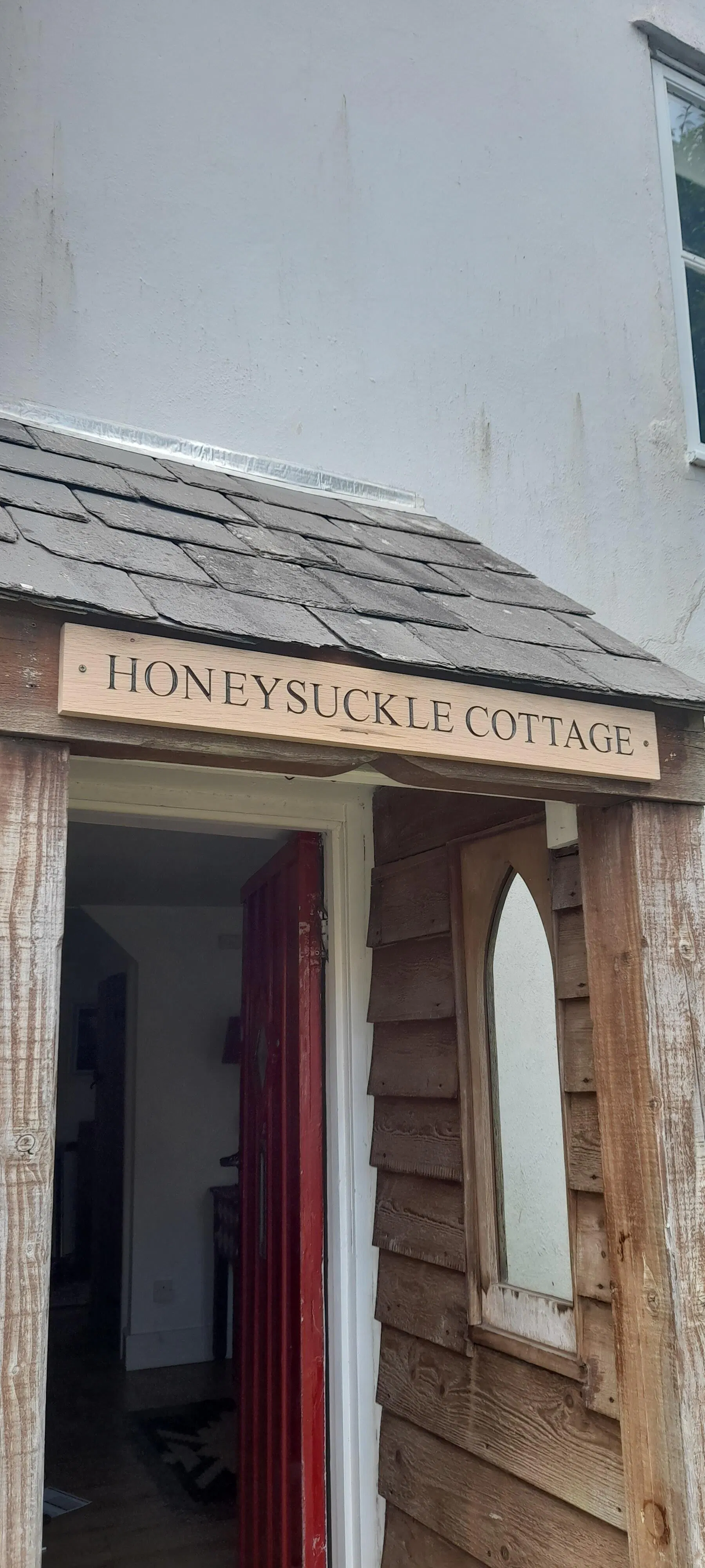 Wooden House Signs - Hartwood Timber