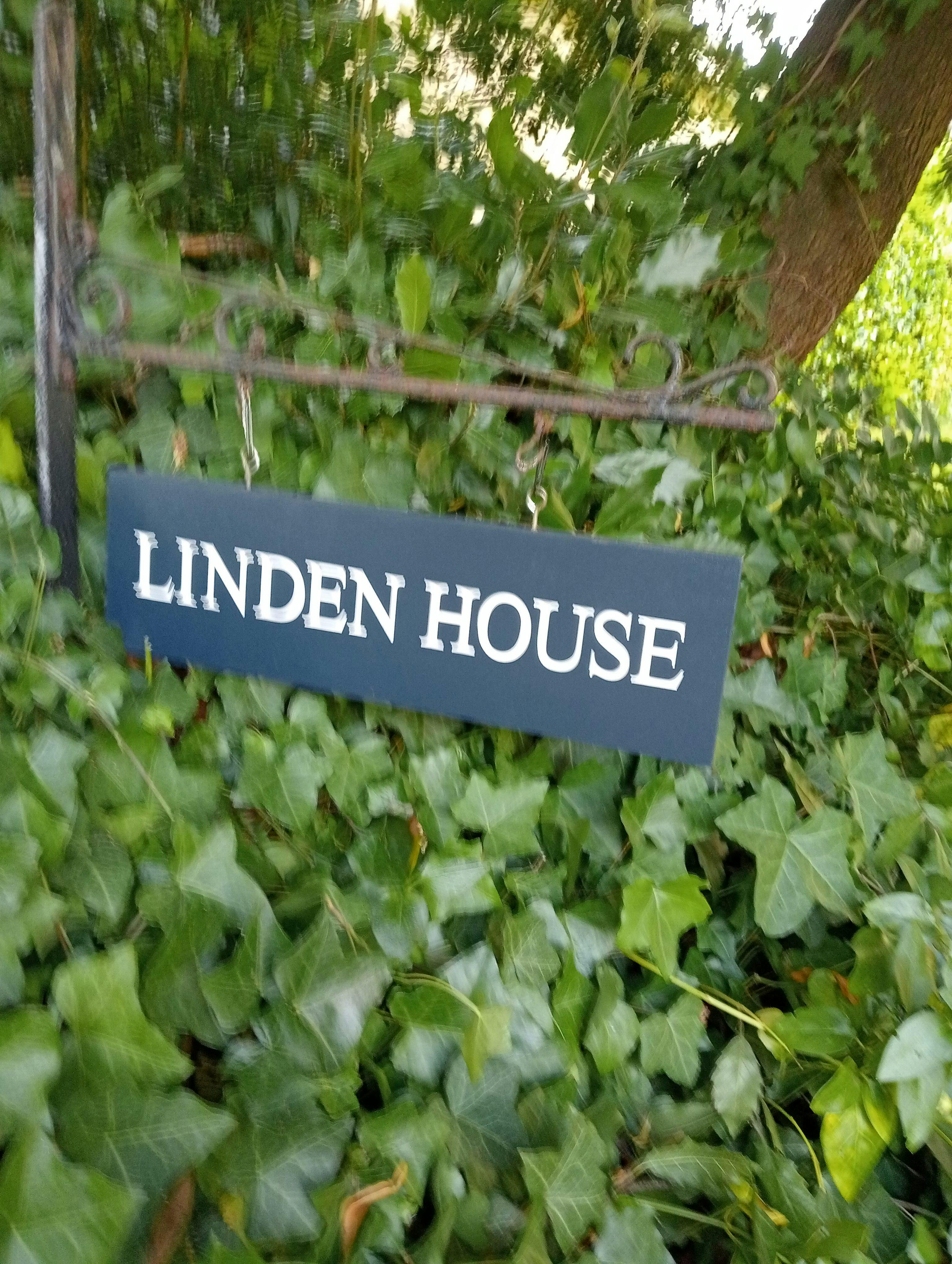 Wooden House Signs - Hartwood Timber