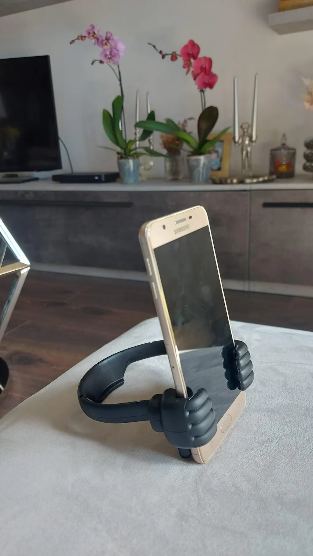 Cute Thumbs Up Lazy Phone Holder – Havegoods.uk