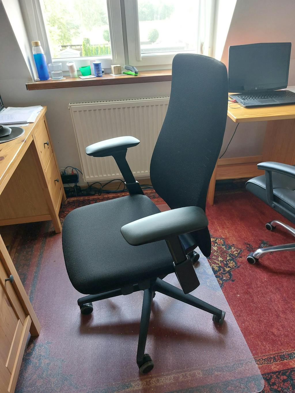 Fern Ergonomic Office Chair – Haworth Store - International