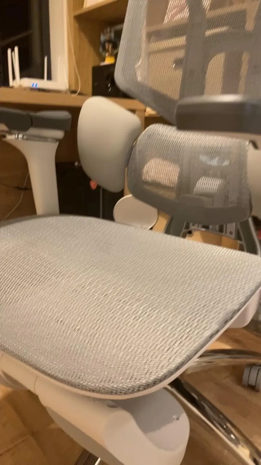 HBADA E3 Ergonomic Chair with Footrest 4D Headrest Support Elegant White