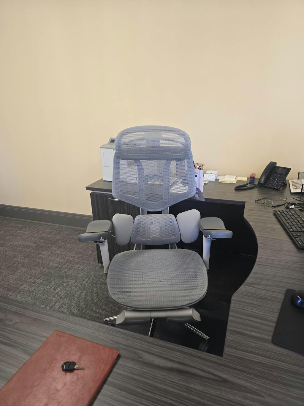 HBADA E3 Pro Ergonomic Chair with Footrest 4D Headrest Support Elegant ...