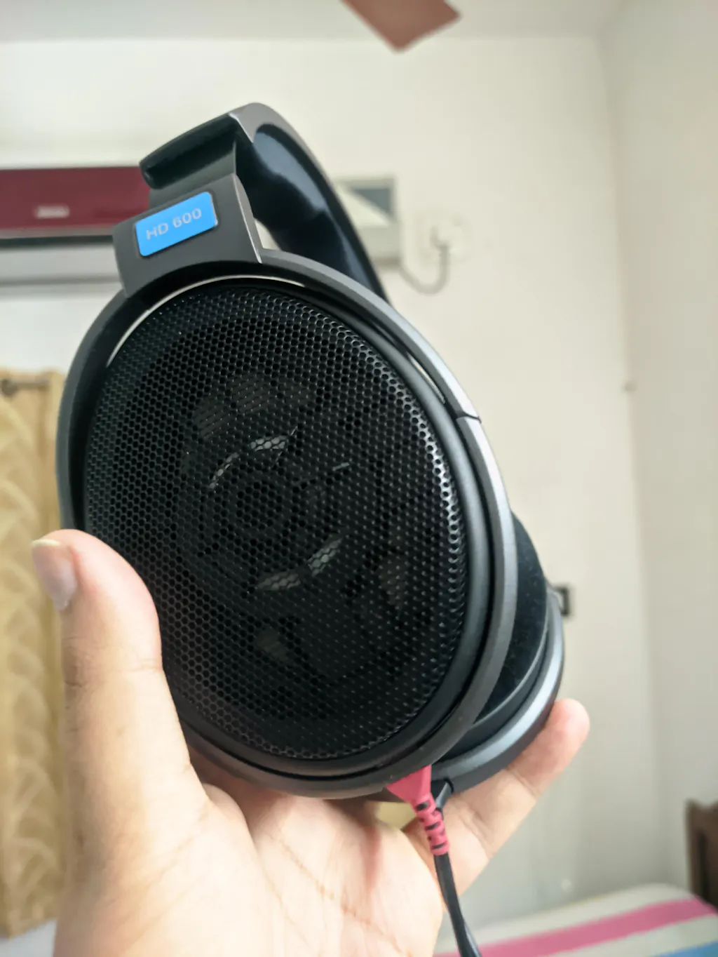 Sennheiser HD 600 Open Back Headphones (Audiophile)