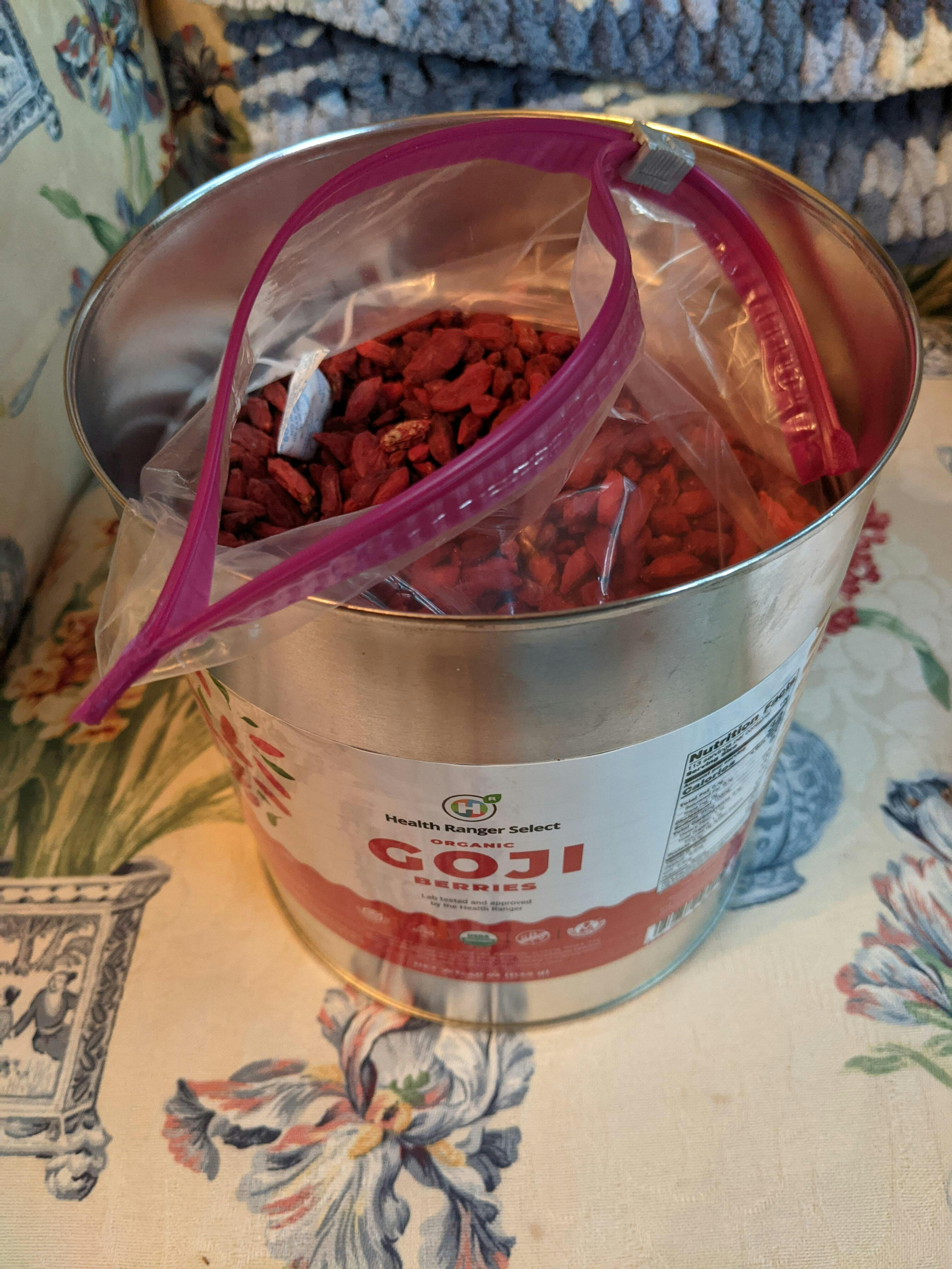 Organic Goji Berries (40oz, #10 can) – Health Ranger Store