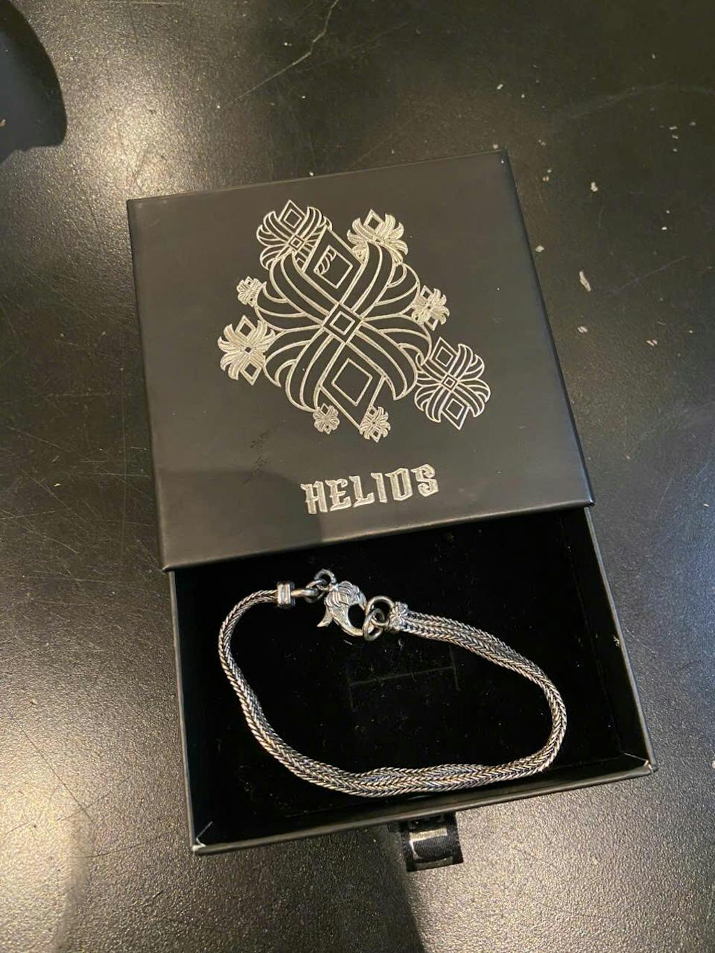 Double Silk Helios Silver – HELIOS