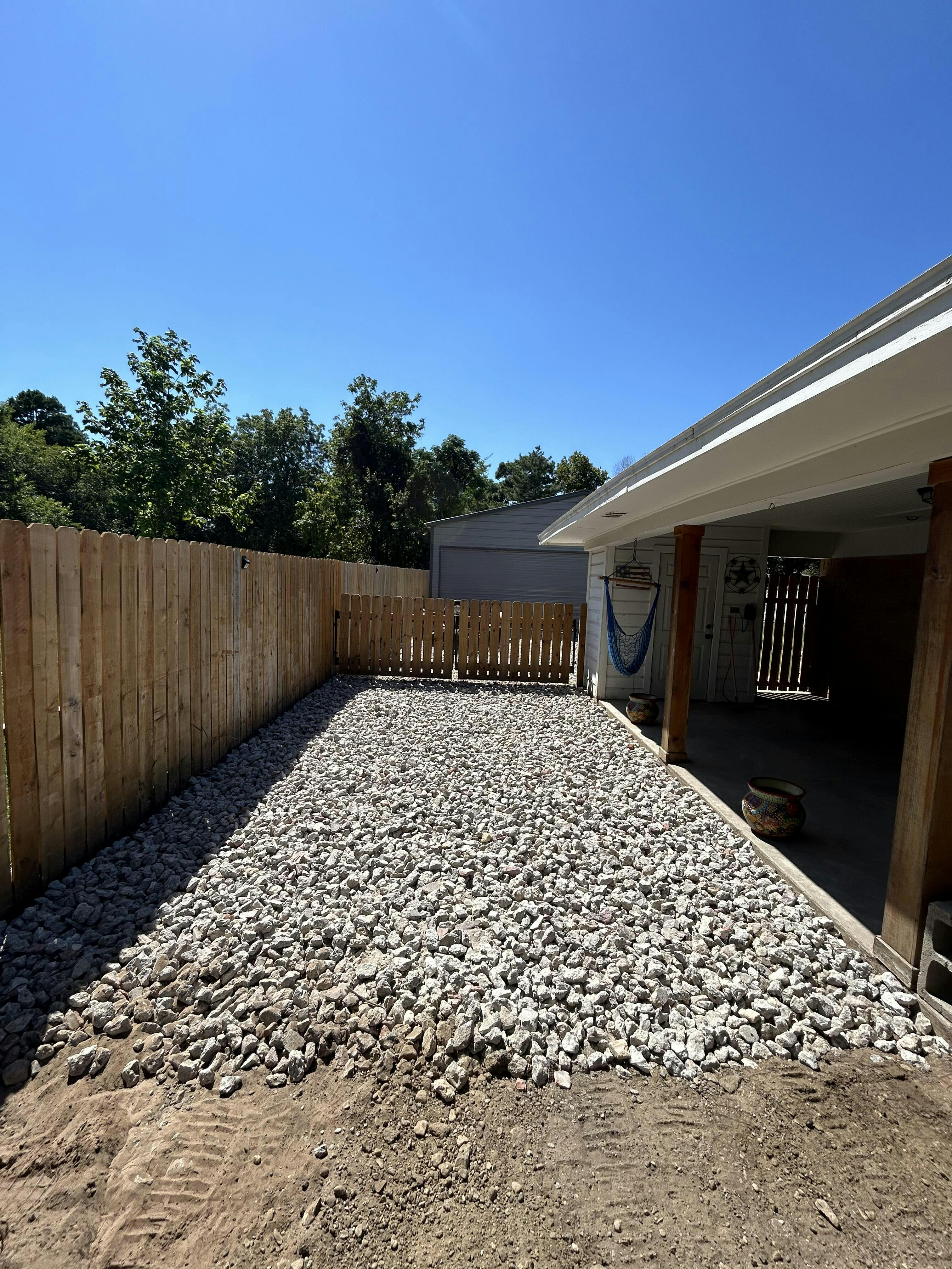 Bulk Driveway Gravel | Buy Bulk Mulch Online | Hello Gravel