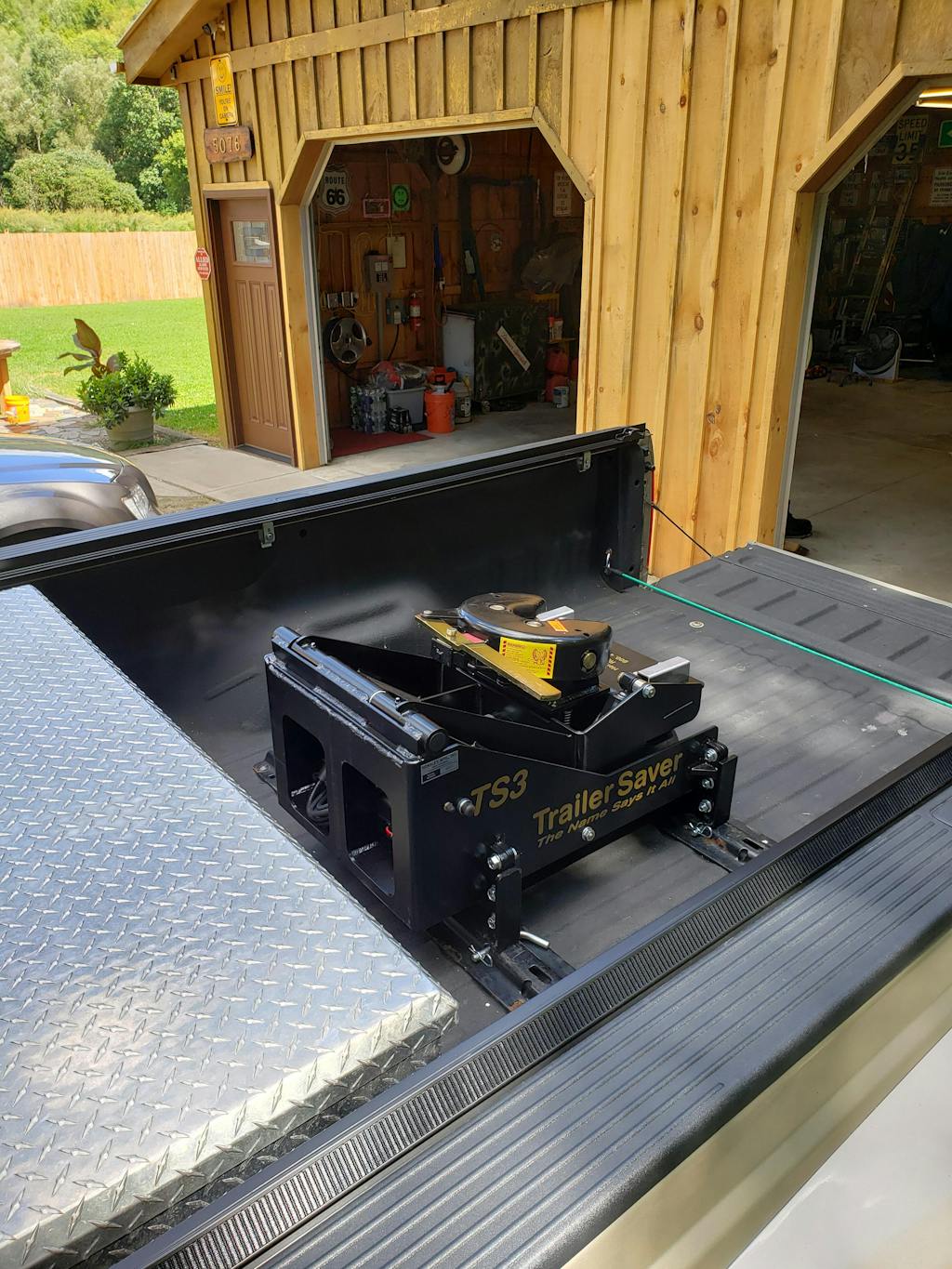 TS3 Air-Ride: Smooth 5th-Wheel Hitch Solution