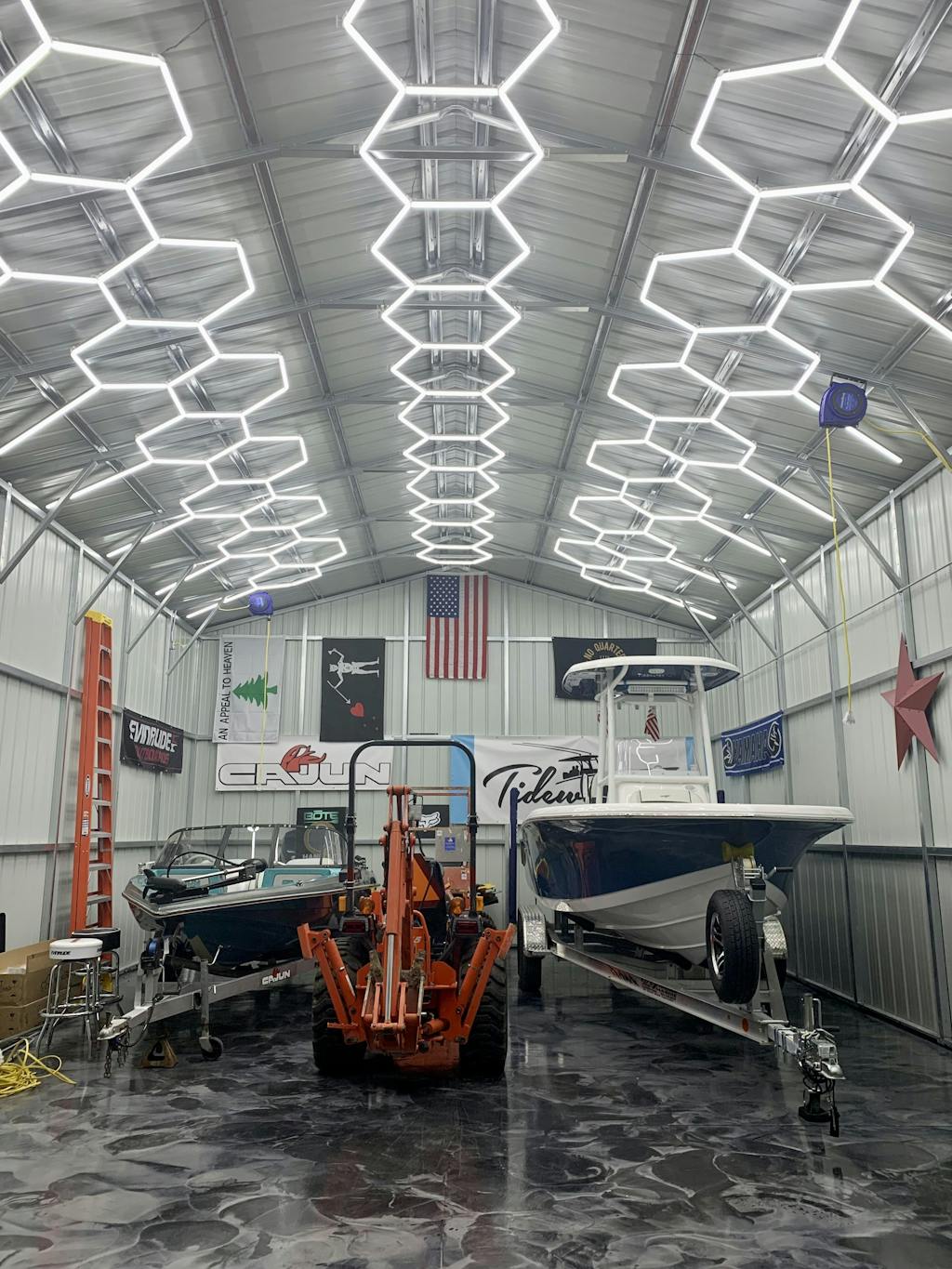 HexGlow - 15 Hex LED Lighting Kit With Border (16’ x 8’) – HexGlow Lighting