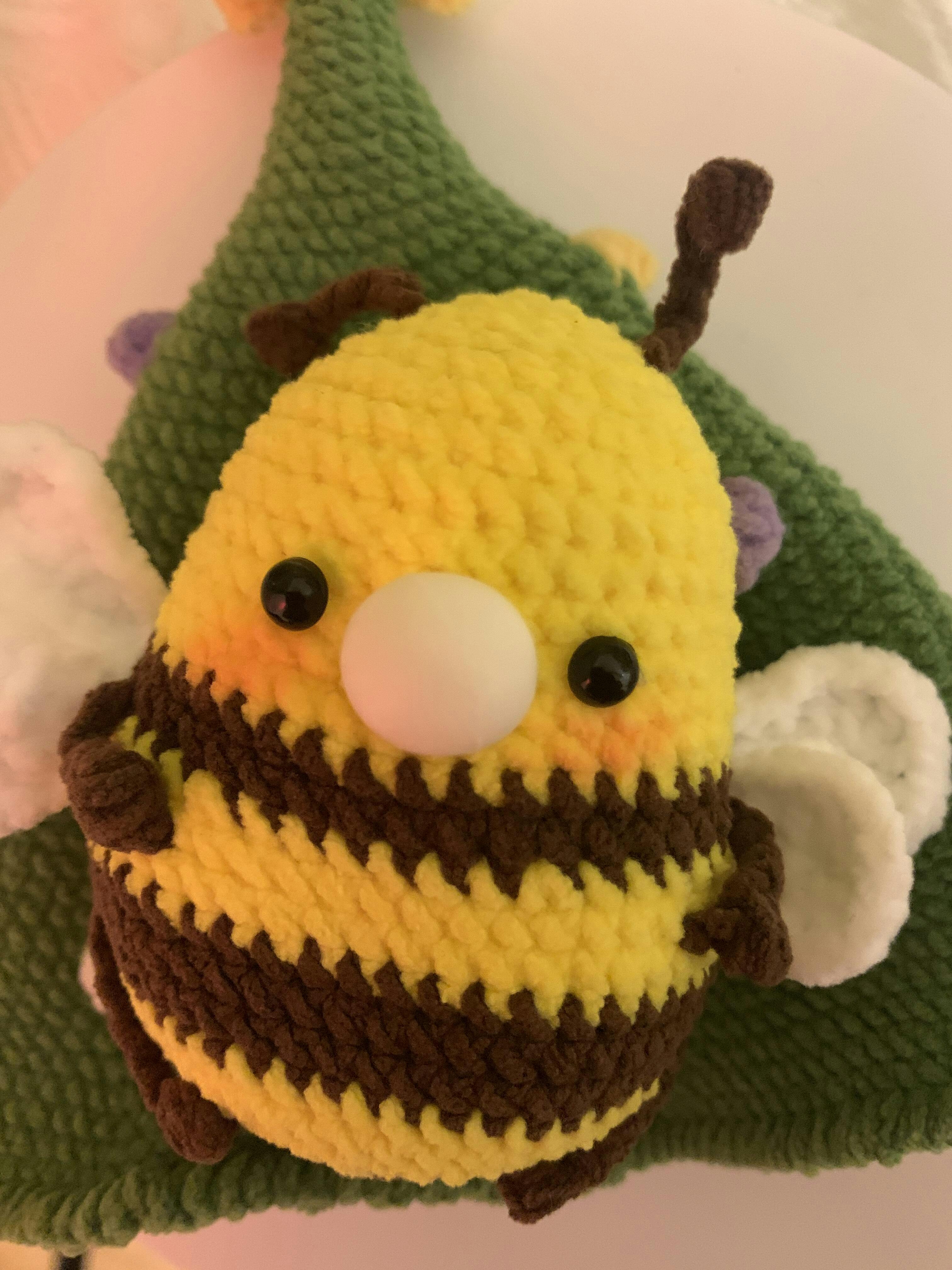 Beginner Bee Crochet Kit – Hi Crochet