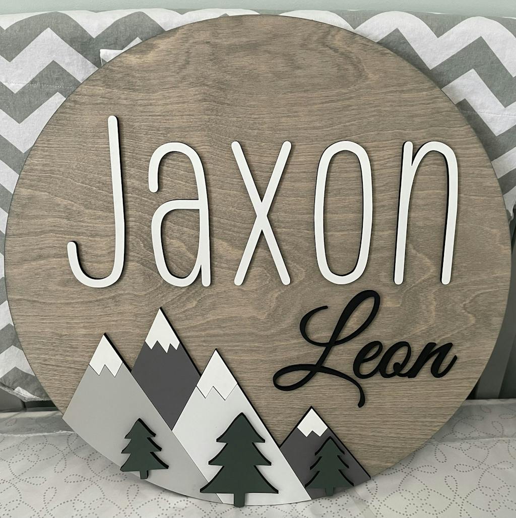 Round Name Signs – Hickory Hollow Designs