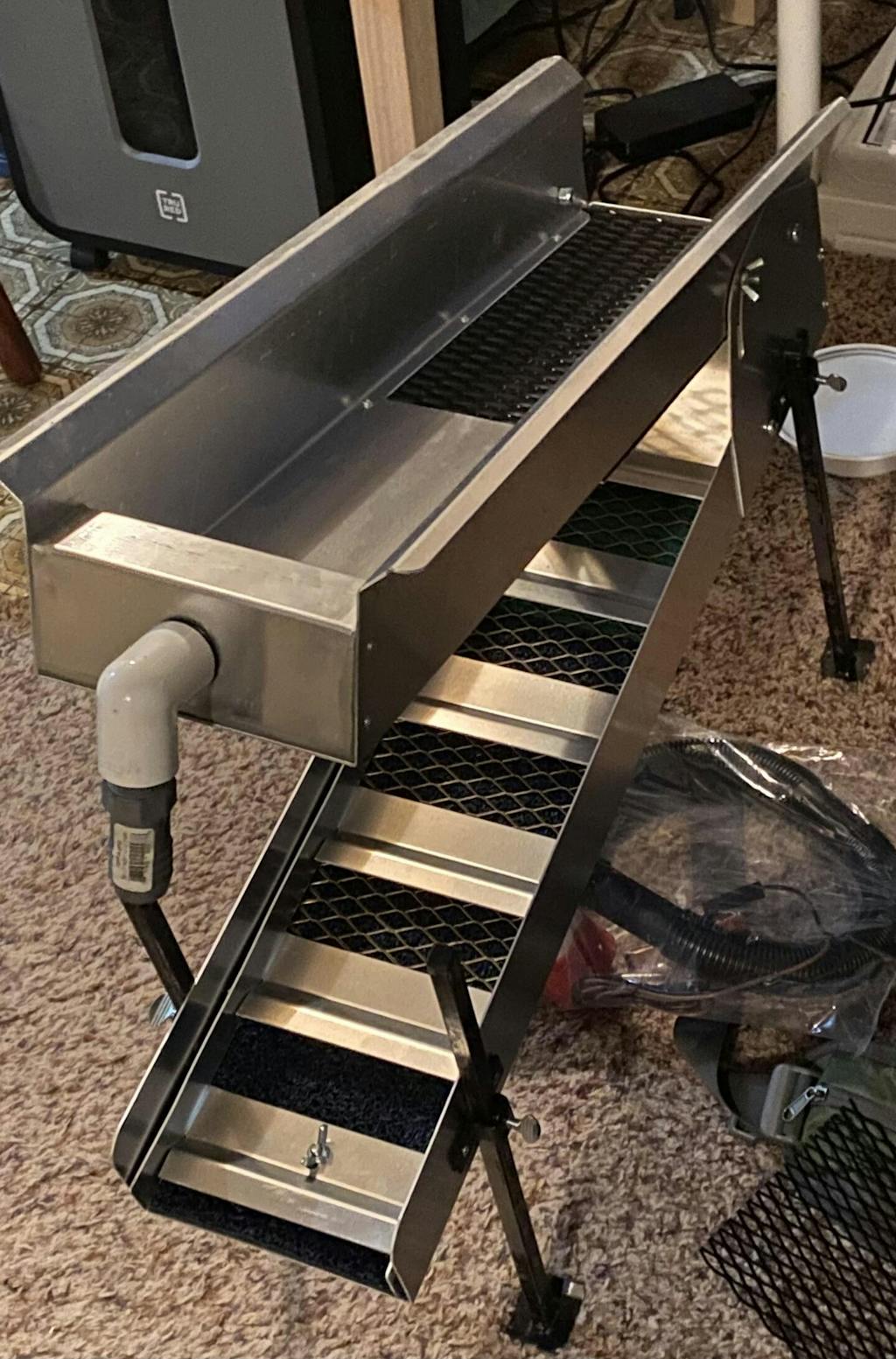 Gold Hound Mini Highbanker - Lightweight with 7 Hungarian Riffles ...