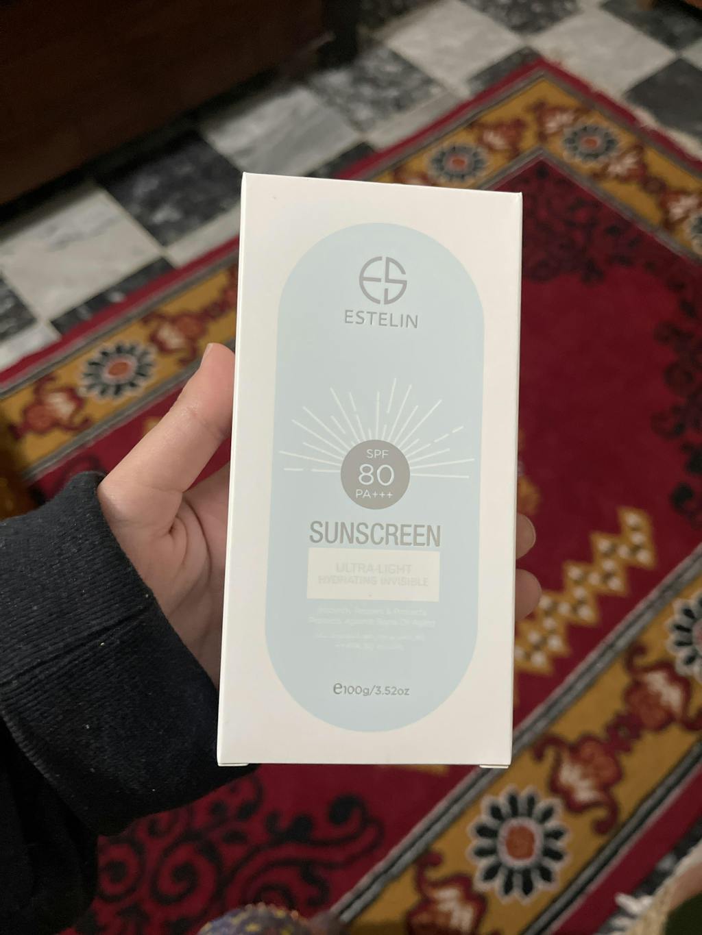 Estelin Ultra Light Hydrating Invisible Sunscreen SPF 80+ 100g – Highfy.pk