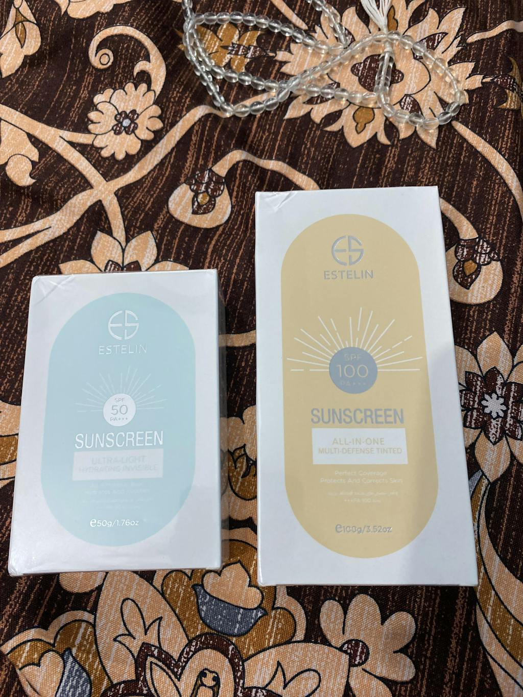 Estelin - Ultra Light Hydrating Invisible Sunscreen Spf 50 Pa+++- 50G – Highfy.pk