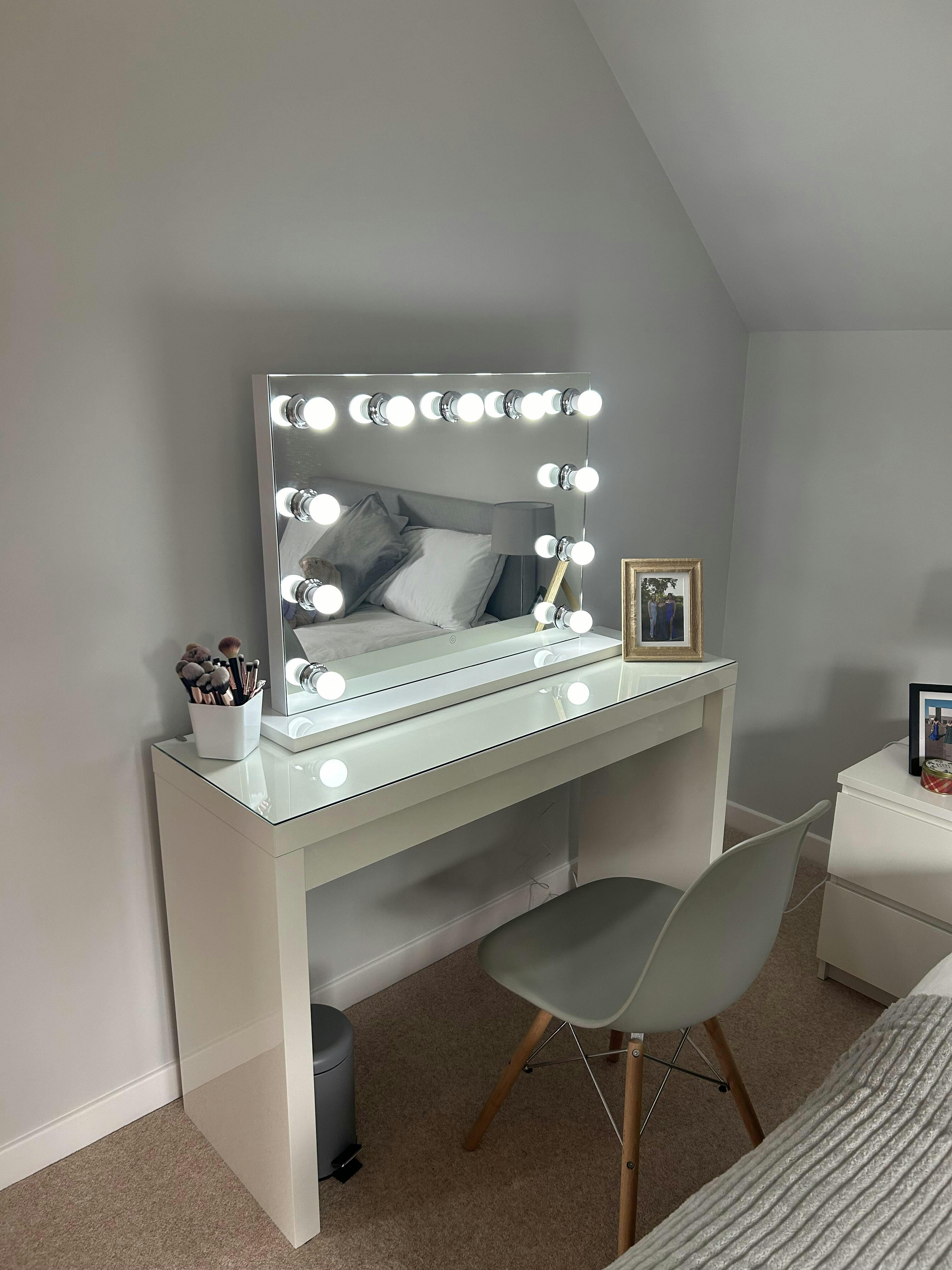 Hepburn Hollywood Mirror 80x60cm - hollywood mirrors