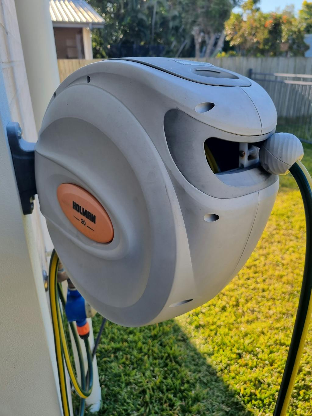 20m Retractable Hose Reel - Neat & Tangle Free - Holman Industries