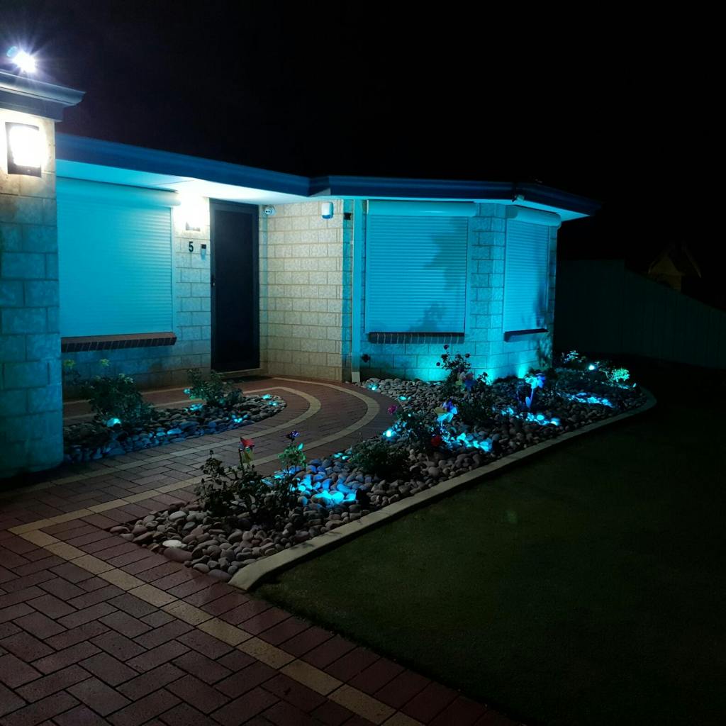 Holman Wi-Fi Garden Light Controller with RGB Colour