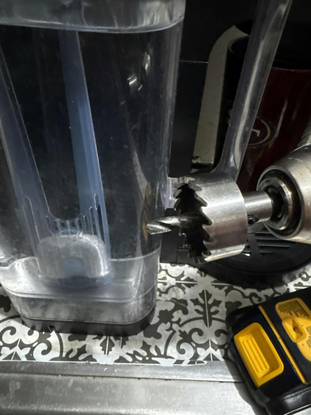 what is m6 screw size？