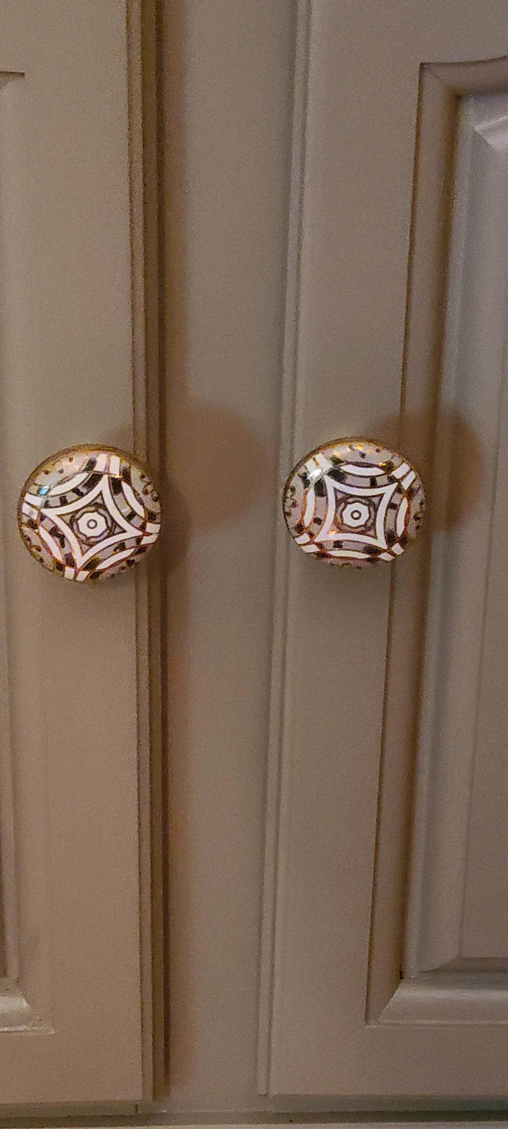 Art Deco Gold Drawer Pulls & Cabinet Knobs - Hooks & Knobs