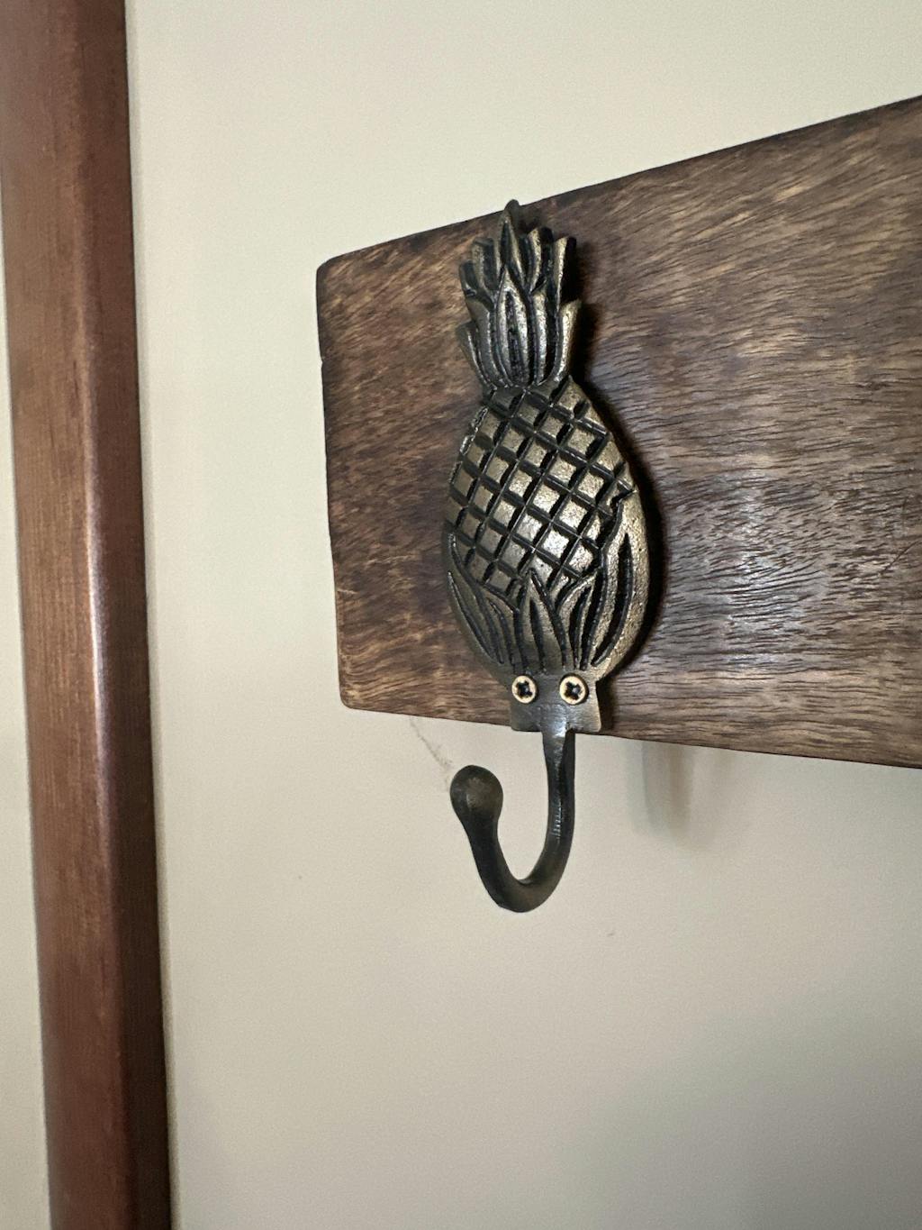 Plantation Pineapple Wall Hook - Hooks & Knobs