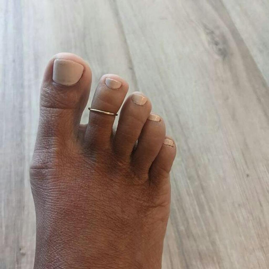 Gold Filled Toe Ring Hammered – Hoops By Hand