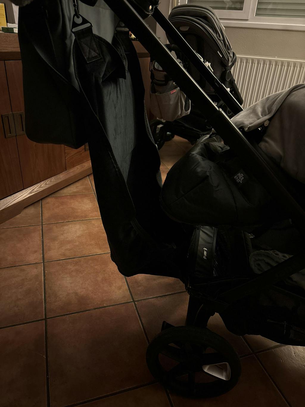 Hoppie – The Smart Extra Seat for Toddlers & Strollers