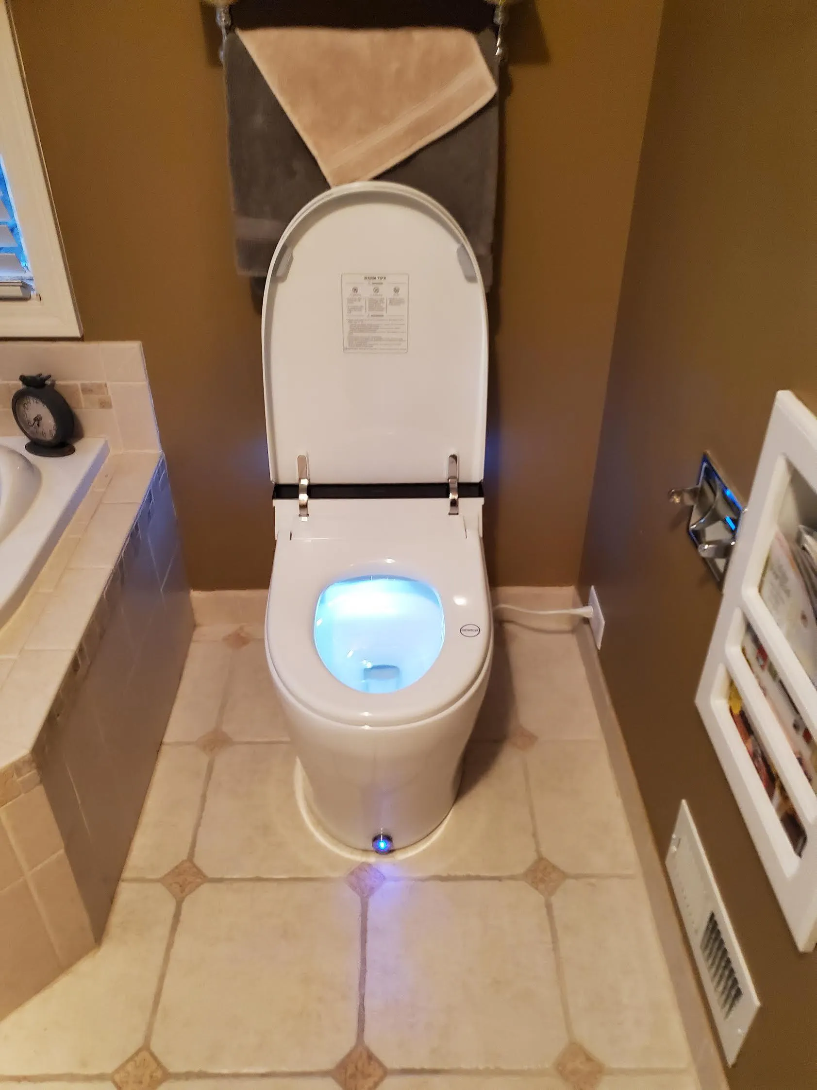 Toilet and bidet combo | Smart bidet toilet | HOROW smart Toilet