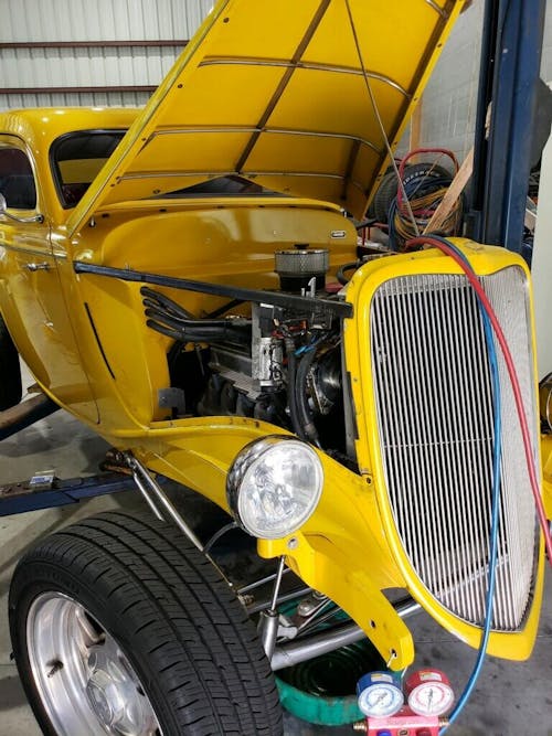 Hot Rod Hardware - Minnesota's largest street rod dealer.