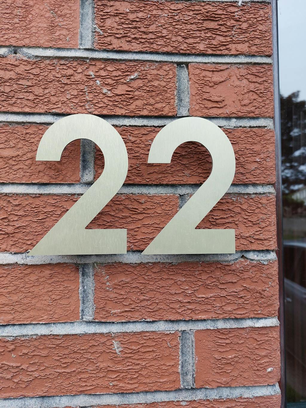 Floating House Number 2 -Brushed Gold – housenumbers.ie