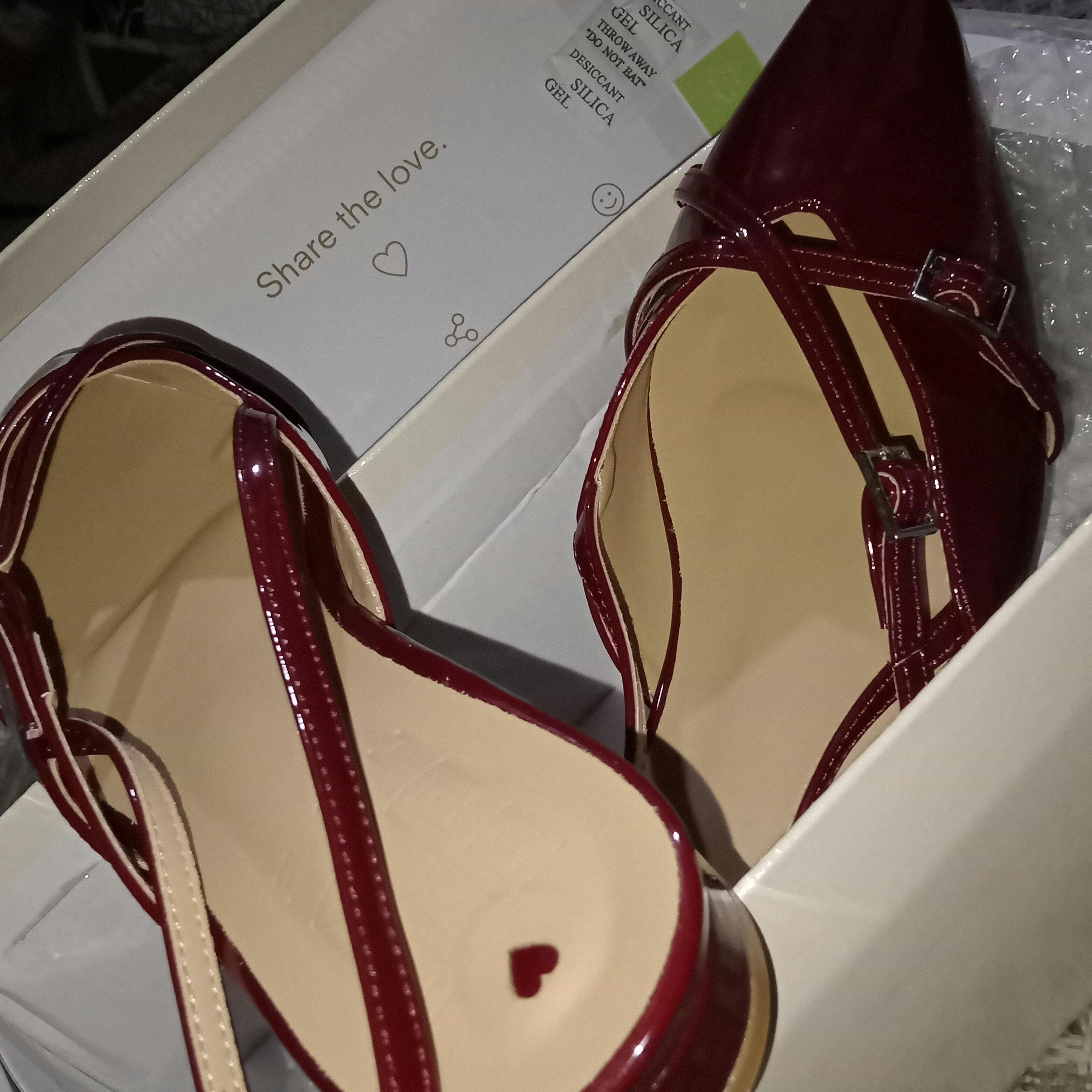 HUE | Comfortable & Stylish Women's Shoes | Vegan Leather – Hue