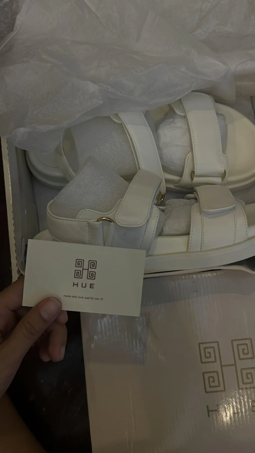 HUE | Comfortable & Stylish Women's Shoes | Vegan Leather – Hue