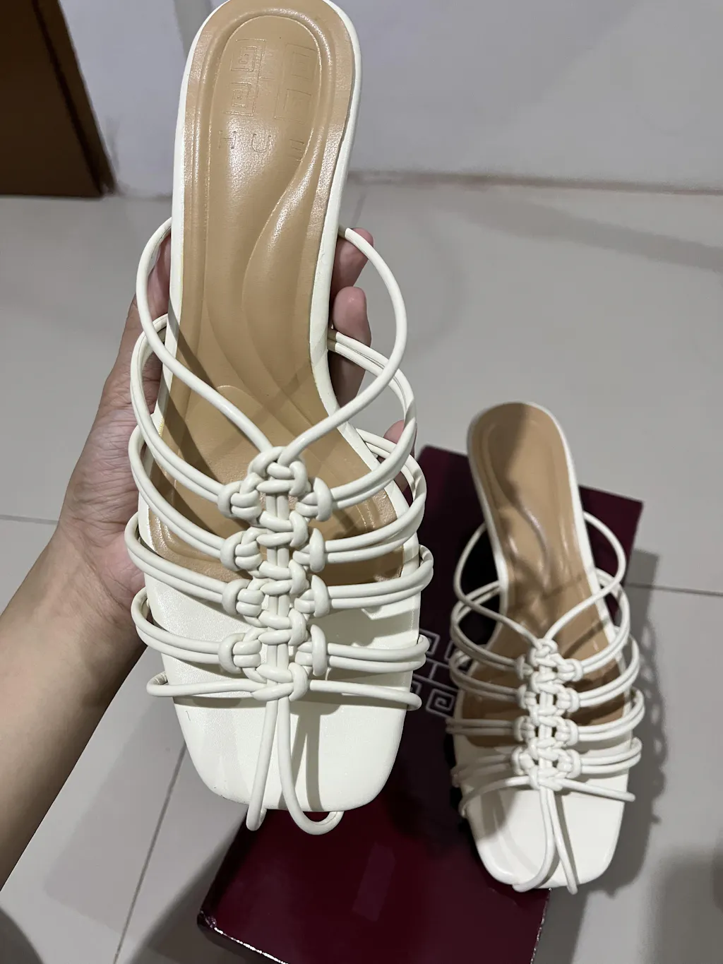 Heels – Hue