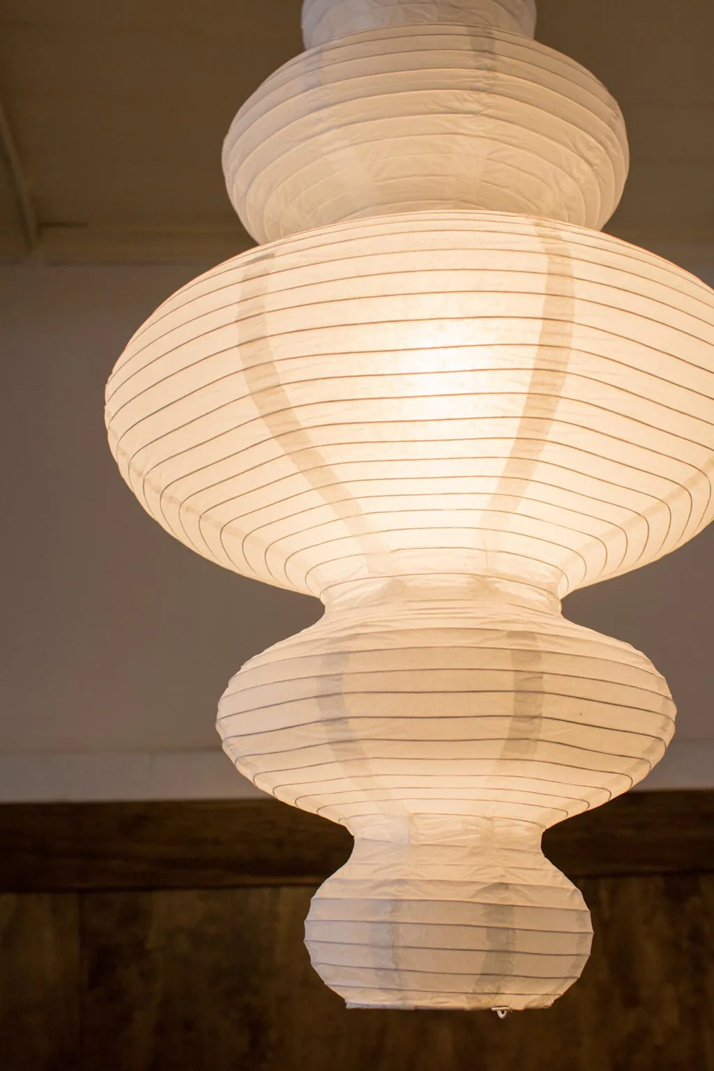 Juni Ceiling Lamp - Organic Wavy Rice Paper Ceiling Lamp