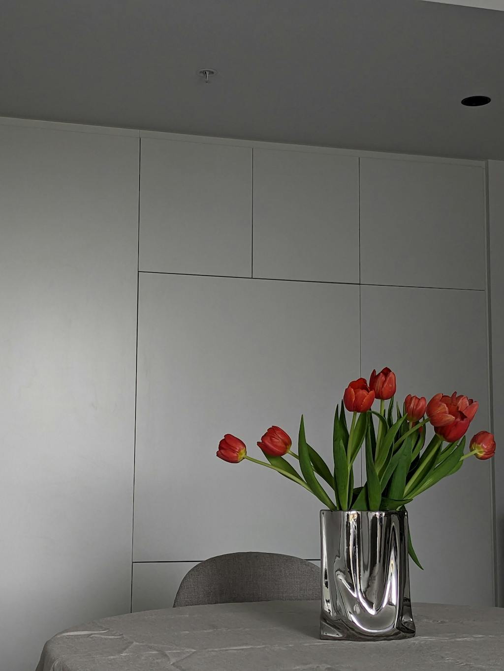 Esmée Mirror Vase - Mirror Electroplated Ceramic Flower Vase