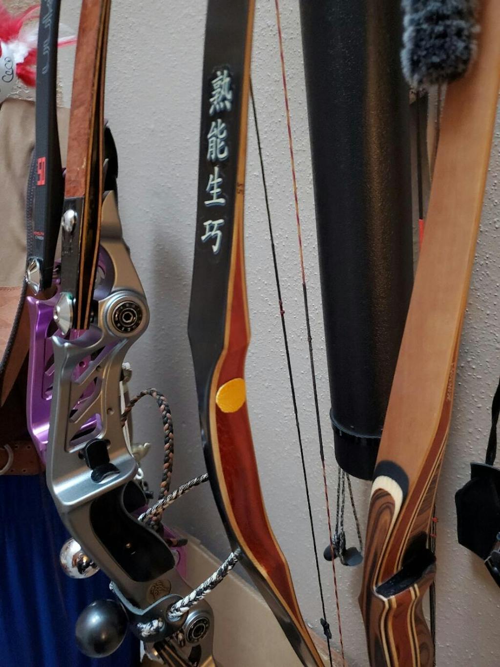 53" Assyrian Traditional Recurve Bow – HuntingDoor.com