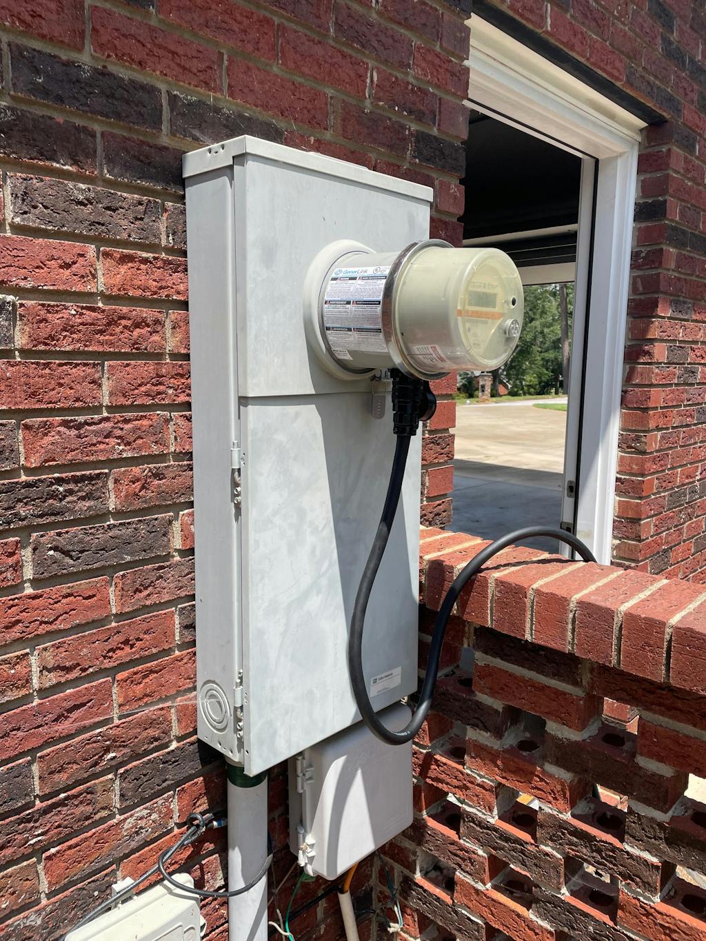 GenerLink Transfer Switch (Automatic) – Hutch Mountain