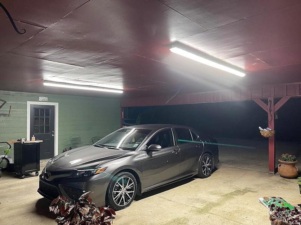 110W 8FT LED Shop Lights Ultra Slim LED Wraparound – Hykolity