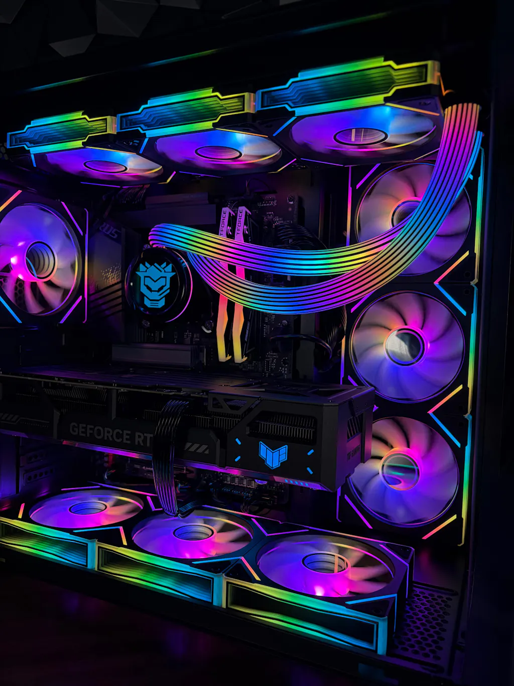 Hyper Cyber Quantum – Intel Core Ultra 5 245K, NVIDIA GeForce RTX 5060 ...